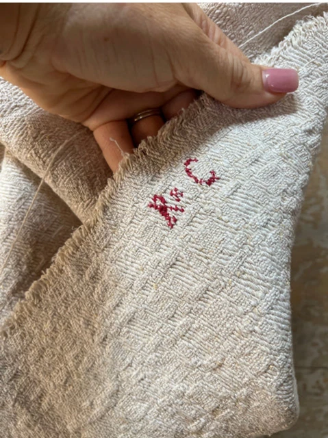 VINTAGE TEXTURED MONOGRAMMED French Fabric £16.13 - PicClick UK
