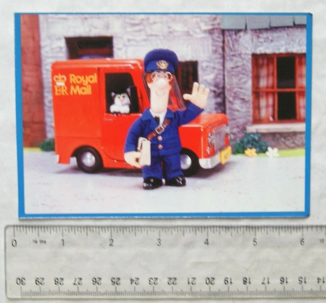 POSTCARD POSTMAN PAT - Postman Pat and his cat, Jess £2.00 - PicClick UK