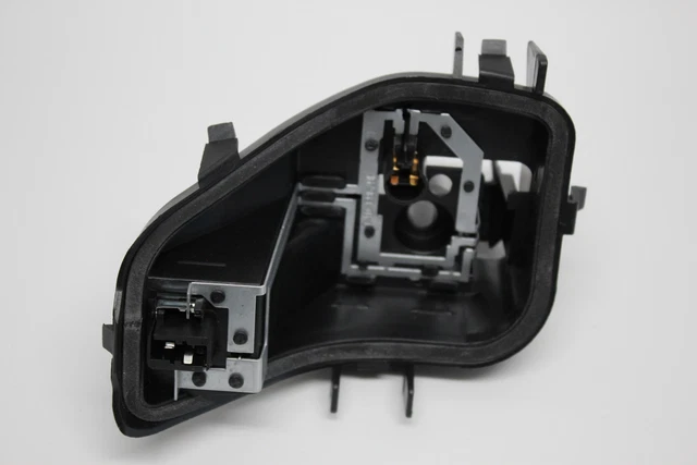 VW GOLF 5K Mk6 Rear NS Left Outer Tail Light Cluster Bulb Holder New ...