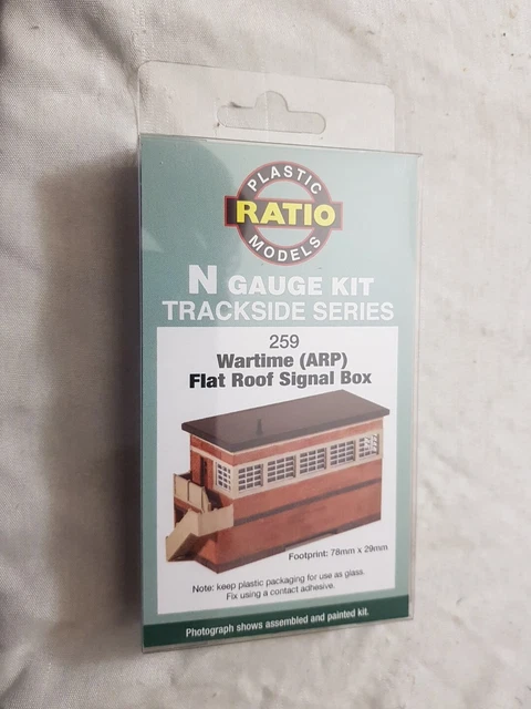 A MODEL WARTIME Flat Roof Signal Box In N Gauge By Ratio Boxed £7.40 ...