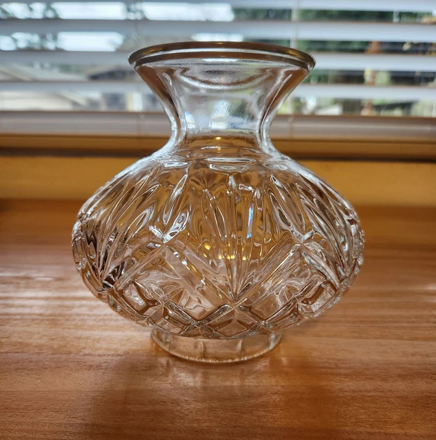 VINTAGE CRYSTAL ETCHED Cut Glass Chimney Hurricane Lamp Shade 6 ...