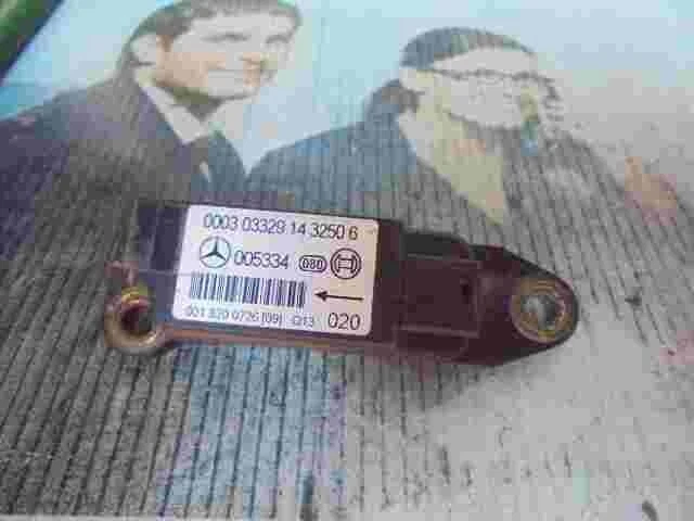 SENSOR MERCEDES-BENZ W210 W202 0018200726(09) Q13 0003 03329 14 3250 6 ...