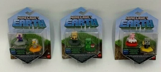 MINECRAFT EARTH MINI Figures Repairing Villager Attacking Steve Pigging ...