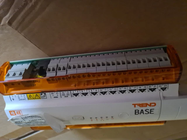 TREND IQ4E/32/LAN/BAC/230 USED Controller £1,100.00 - PicClick UK