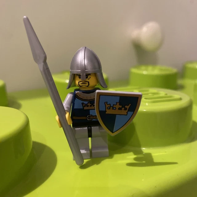 NEW LEGO FANTASY Era - Crown Knight Quarters FROM SET 7038 (cas366) £18 ...