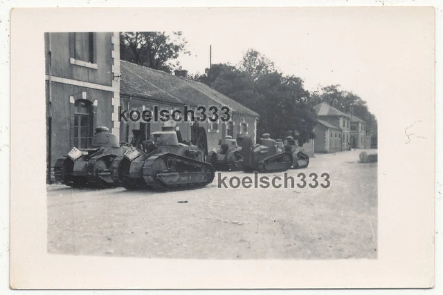 FOTO FRANZÖSISCHE RENAULT FT 17 Panzer mit Grabensteigern ! Wehrmacht ...