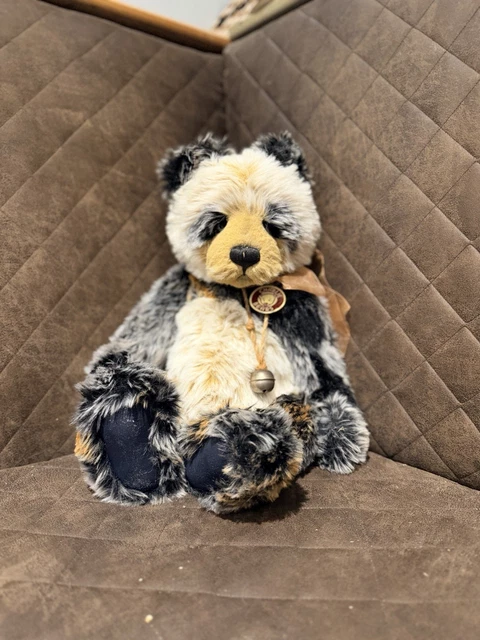 CHARLIE BEARS MANFRED 18" Isabelle Lee Collectible Bear CB193986B £75. ...