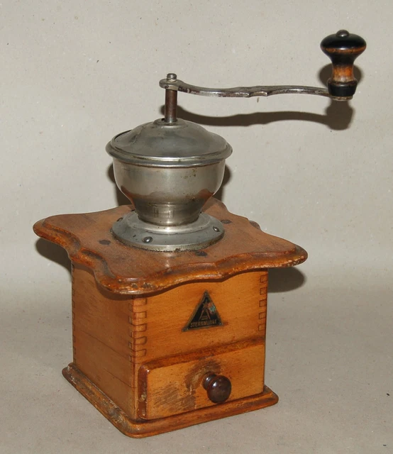 GROSSE ALTE STERNMÜHLE Holz Kaffeemühle - unrestauriert Mokkamühle Metallmahlwerk EUR 39,99 ...