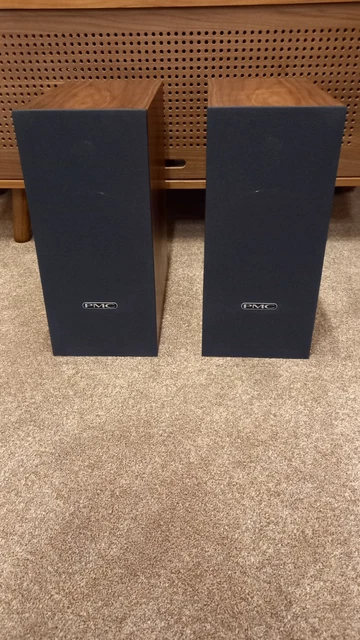 PMC TWENTY5 22I Speakers in Walnut. Mint Condition. PARTIAL FOC ...