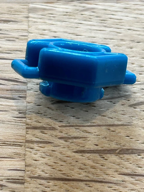 GENUINE TAKARA TOMY Beyblade Metal Fight Blue Spin Track Used Very Good ...