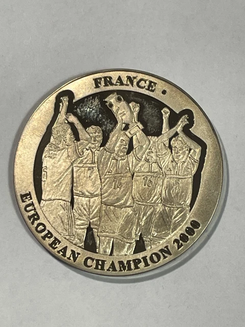 MÉDAILLE FRANCE CHAMPION D'Europe de Football 2000 avec Capsule (10-30 ...