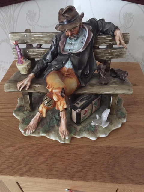 CAPODIMONTE STYLE TRAMP/OLD Man On A Bench Figure Porcelain £60.00 ...