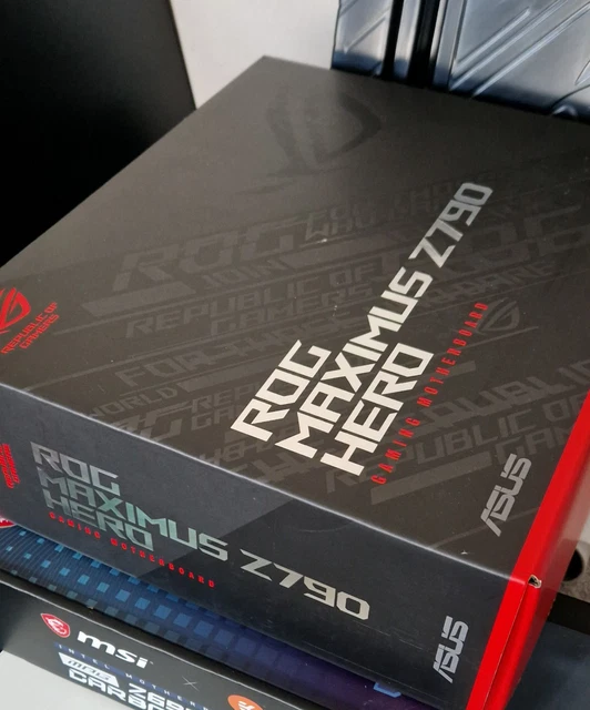 ASUS ROG MAXIMUS Z790 Hero LGA 1700 ATX PCIe 5 Motherboard 5.0 Aura ...