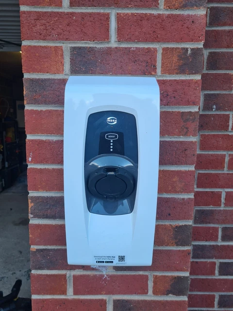 INDRA SMART PRO EV Charger Untethered 7kW / With Charging Cable ...