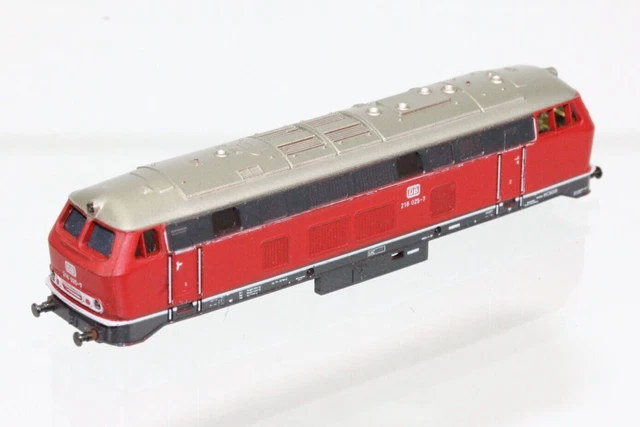 MÄRKLIN 26095 LOKOMOTIV-AUFBAU Gehäuse kpl. für 8875 Diesellok V160 BR ...
