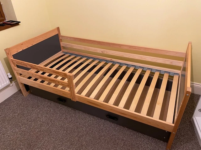 WAYFAIR SINGLE BED frame with under drawer storage £90.00 - PicClick UK