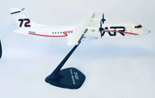 ATR-72 HOUSE / Demo Livery Piazzai Models Corporate Sammlermodell ...
