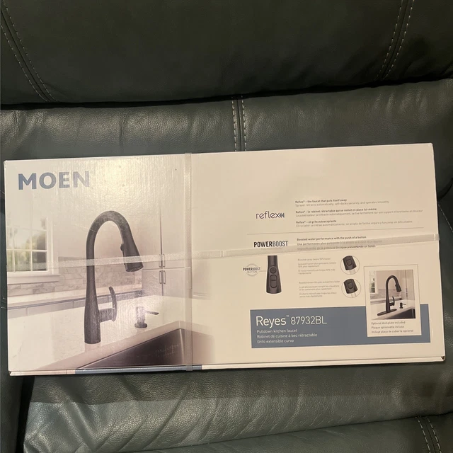 MOEN REYES SINGLE-HANDLE Pull-Down Sprayer Kitchen Faucet Matte Black ...