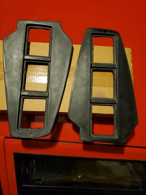 LAMBORGHINI COUNTACH 5000, Weather Seals Rubber Tail Lights Surround ...