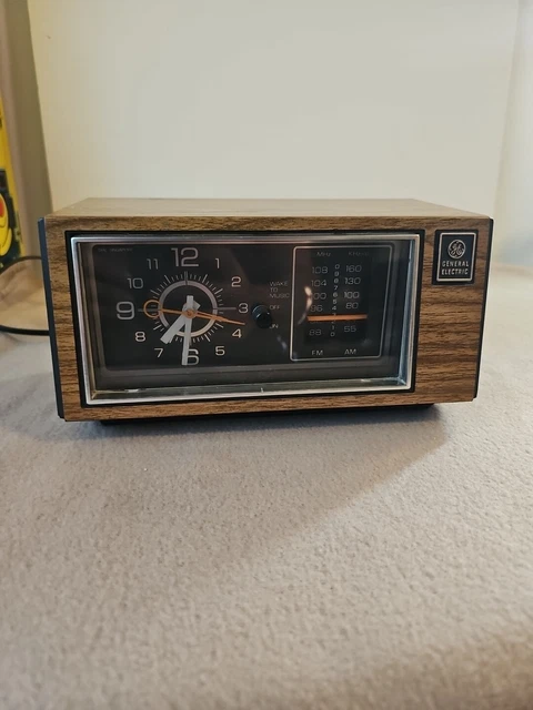VINTAGE GENERAL ELECTRIC Clock Radio Model No. 7-4553D £22.88 - PicClick UK