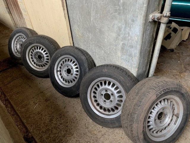 JAGUAR XJ40 XJ6 XJ12 - Teardrop Wheels x5. 225x65-15 £150.00 - PicClick UK