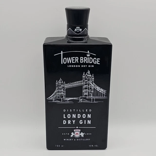 TOWER BRIDGE LONDON Dry Gin 700Ml Bottle- Empty- Collectable £17.99 ...