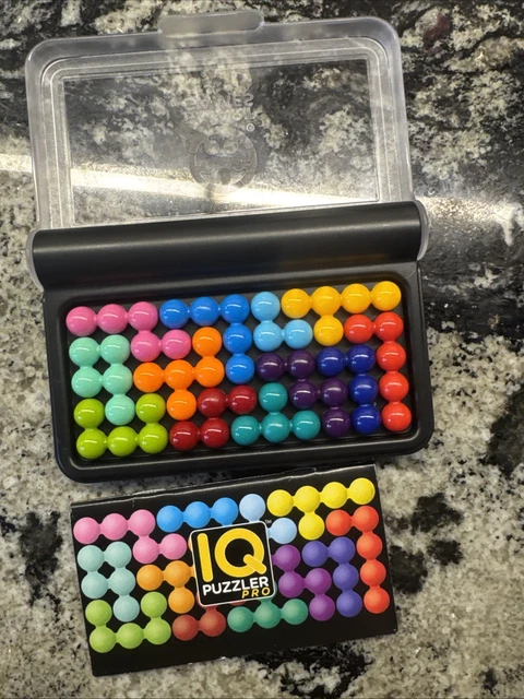 IQ PUZZLER PRO 2D & 3D Portable Travel 1-Player 5" Logic Puzzle by Smart Games Q $10.99 ...