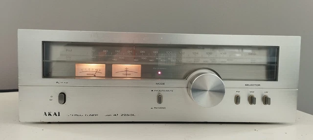 TUNER AKAI AT 2250L , FM/AM stéréo EUR 40,00 - PicClick FR