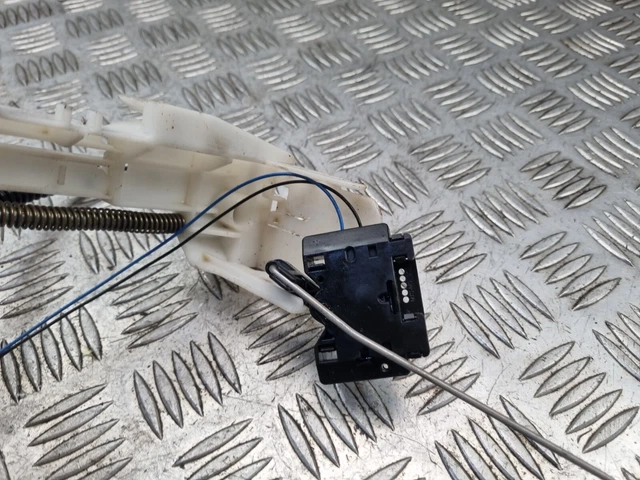 MERCEDES E-CLASS FUEL Pump In Tank 2.1 Cdi Om651 W207 Coupe A2044700694 ...