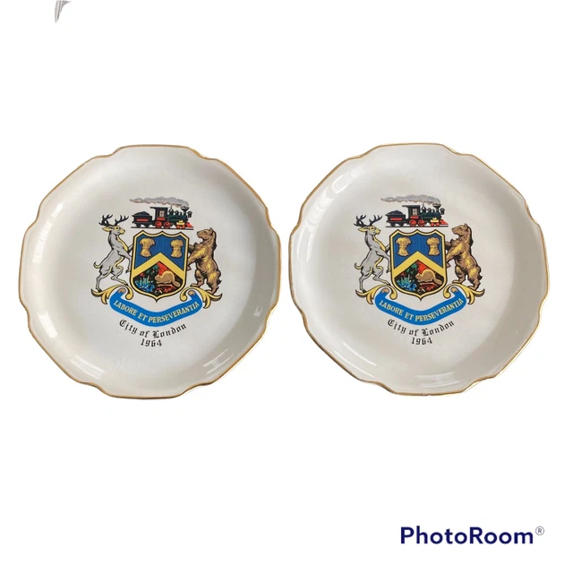 LABORE ET PERSEVERANTIA 9" Plates City London 1964 22K Gold rims Lot of ...