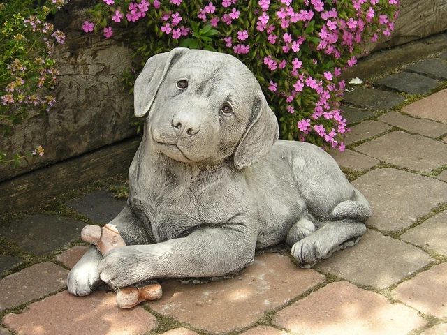 GARTEN-DECO GARTENFIGUR, STEINFIGUR HUND, STEIN LABRADOR li, STEINGUSS ...