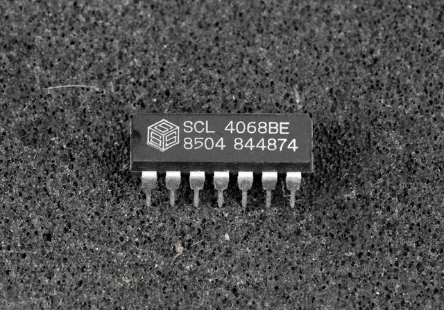 SCL4068BE SSS CMOS 8-input NAND/AND Gate Solid State Scientific DIP-14 ...