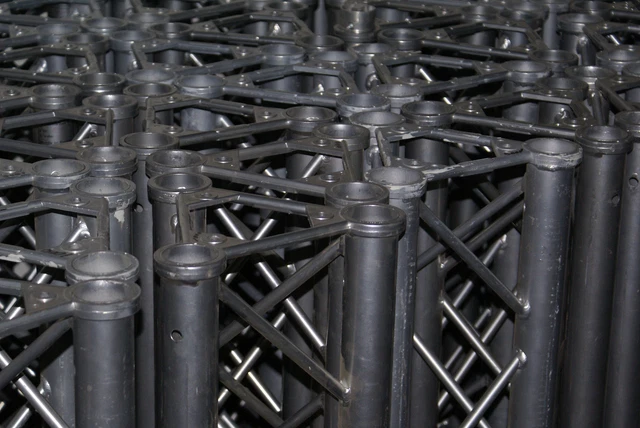 3-PUNKT TRAVERSEN - Truss - Eurotruss - Astralite - (Sonder-) Winkel ...