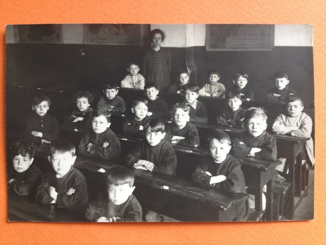 OLD SCHOOL CHILDREN to Identify Children SCHOOL Class 1900 Photo Card £ ...