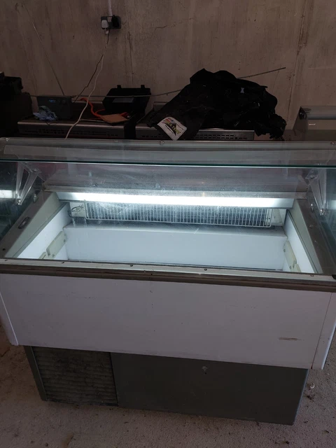 USED ICE CREAM display freezer Iarp Artica 103E 1170mm wide £10.00 ...