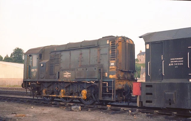 ORIGINAL COLOUR NEGATIVE of 08728 BR class 08 diesel shunter loco £2.54 ...