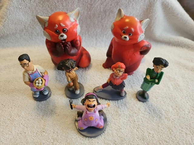 DISNEY PIXAR 2022 Turning Red Movie Deluxe Figure Play Set 7 Figures £ ...