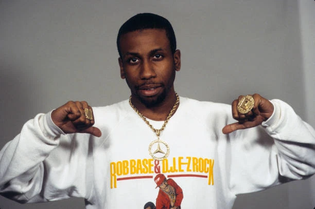 RAPPER ROB BASE appears in a portrait with his likeness on a swea - Old ...