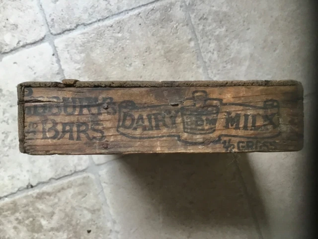 ANTIQUE CADBURY'S DAIRY Milk 1/2d bars chocolate wooden display box £15 ...