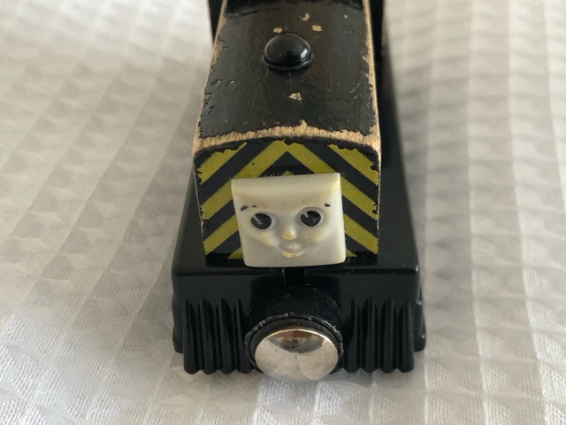 WOODEN MAVIS TRAIN (Thomas The Tank Engine & Friends) Including ...