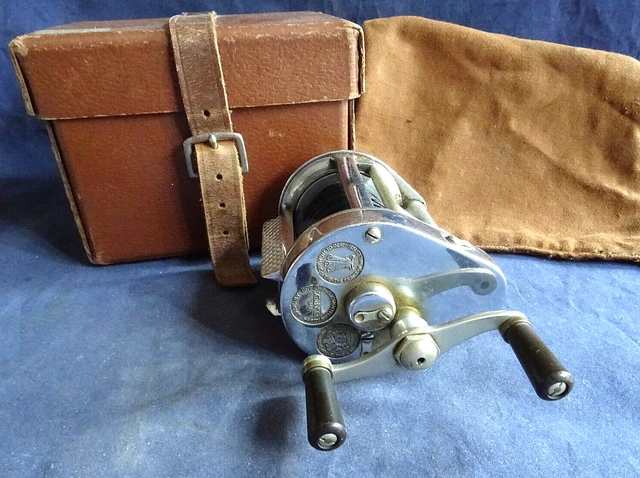 SCARCE CASED FIRST Model (Circa 1939-1941) Vintage Hardy Elarex ...