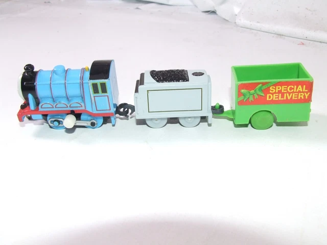 THOMAS & FRIENDS Wind Up Thomas TOMY Guillane Collectable Thomas The Tank Engine £14.99 ...