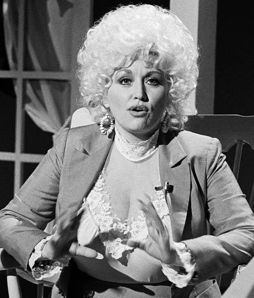 SINGER DOLLY PARTON Attends The Best Little Whorehouse 1982 OLD PHOTO 4 ...