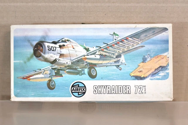AIRFIX 260 US NAVY DOUGLAS SKYRAIDER KOREAN WAR PLANE MODEL KIT oi £19. ...