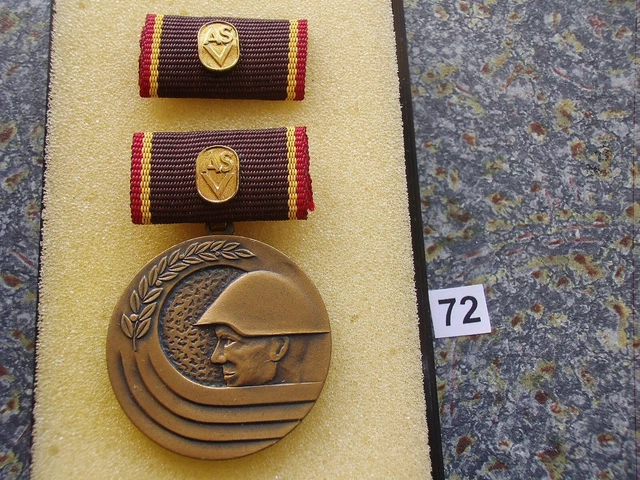 DDR MEDAILLE ORDEN für Hervorragende Verdienste ASV DISB CKDA Soldat ...