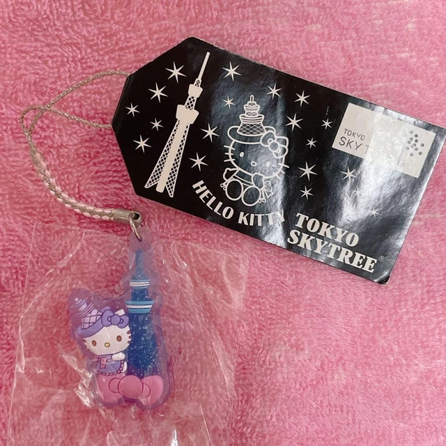 HELLO KITTY TOKYO Skytree Rubber Netsuke 2012 Collectible Tag Bag £124. ...