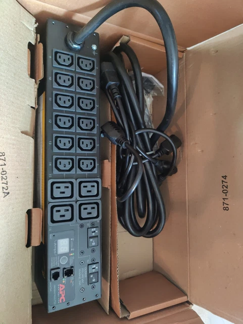 NEW APC AP7811B 2U Metered 30A 208V Rack PDU w/ (12) C13s & (4) C19 ...
