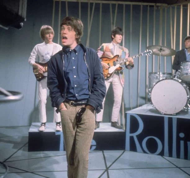 MICK JAGGER SINGS With British Pop Group The Rolling Stones Old Photo ...