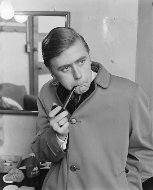 ENGLISH IMPRESSIONIST AND Comedian Mike Yarwood 1967 OLD PHOTO $9.00 ...