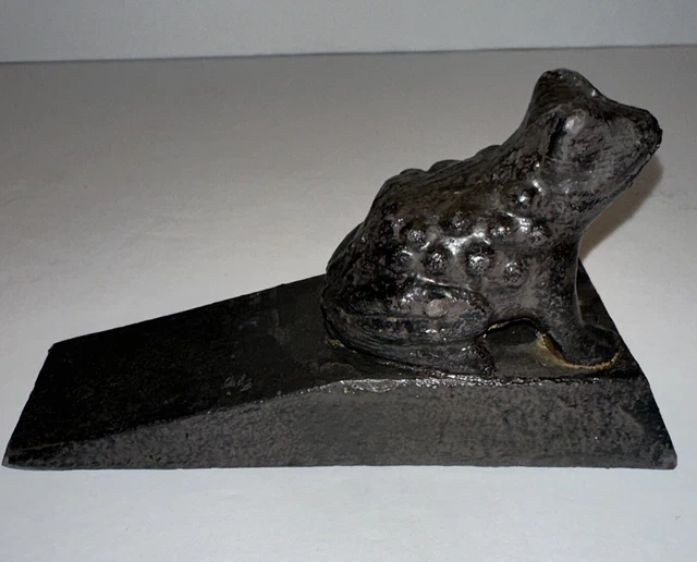 VINTAGE CAST IRON Doorstop Frog Heavy Metal Door Wedge Painted Vtg Folk ...
